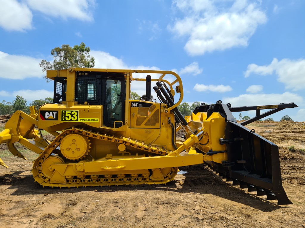 DOZER HIRE | Tree Work-Grinding-Excavators-Land Clearing-Harvester ...